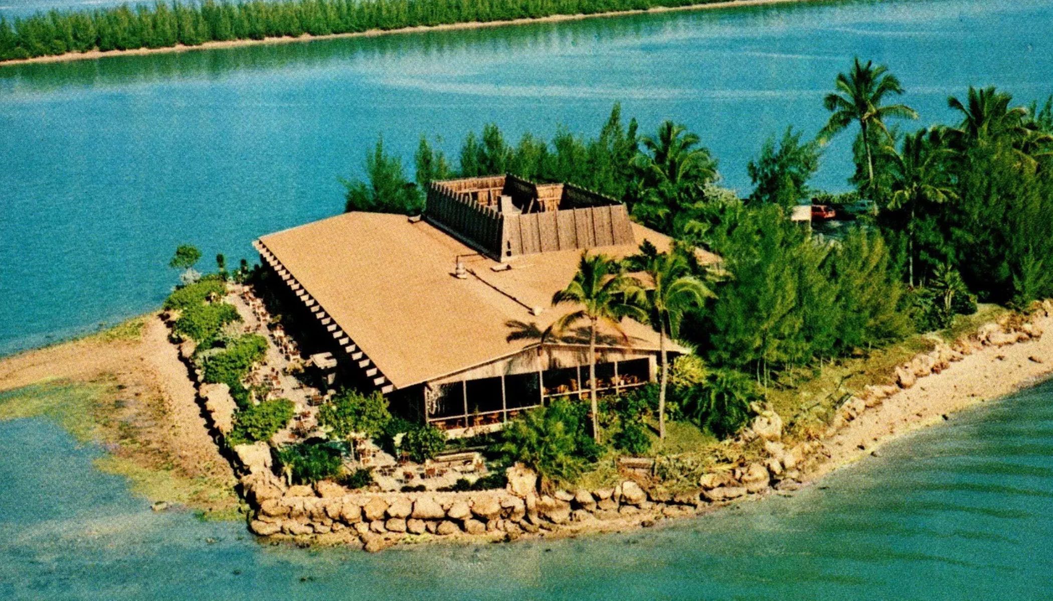 Tiki Bar: The Rusty Pelican - Key Biscayne (Miami) | mytiki.life